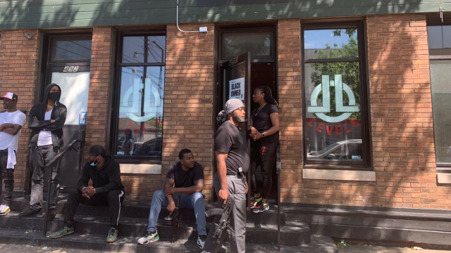 American Gun Owners Help Each Other Defend Businesses, Homes, Against ...