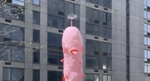 Discover NYC's New 'Foot Fountain' Statue by Artist Mika Rottenberg