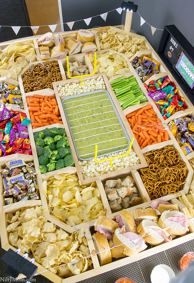 Check Out These AMAZING Super Bowl Themed Snack Spreads MRCTV